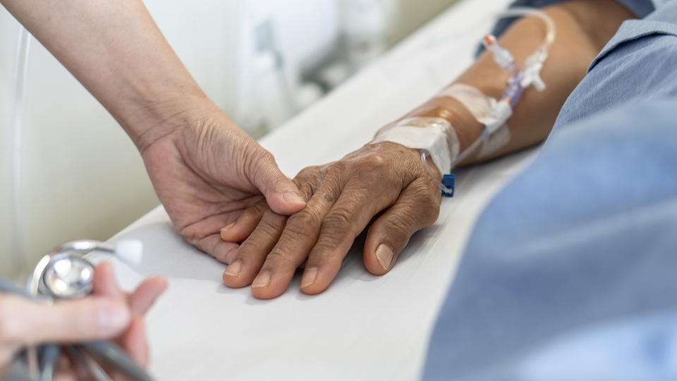 Palliative care experts oppose assisted suicide in new position paper