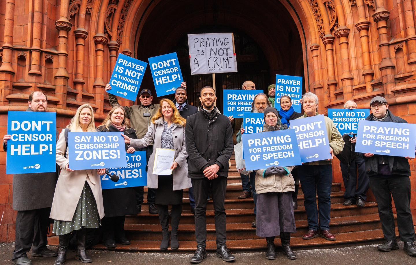 UK Home secretary announces silent prayer near abortion facilities not a crime